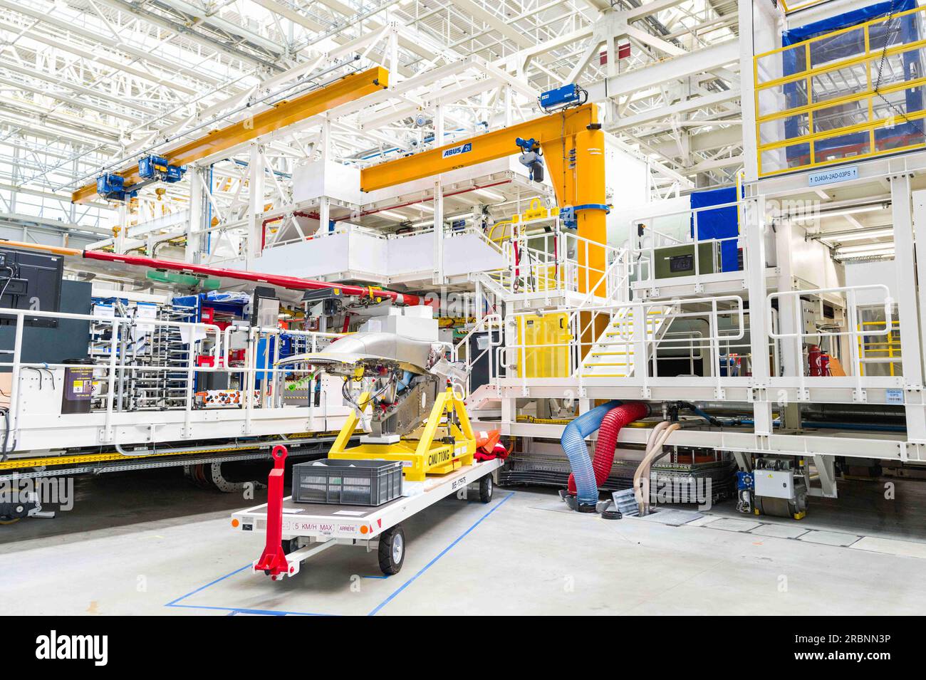 New A320/A321 Family final assembly line (FAL) presented to ministers ...