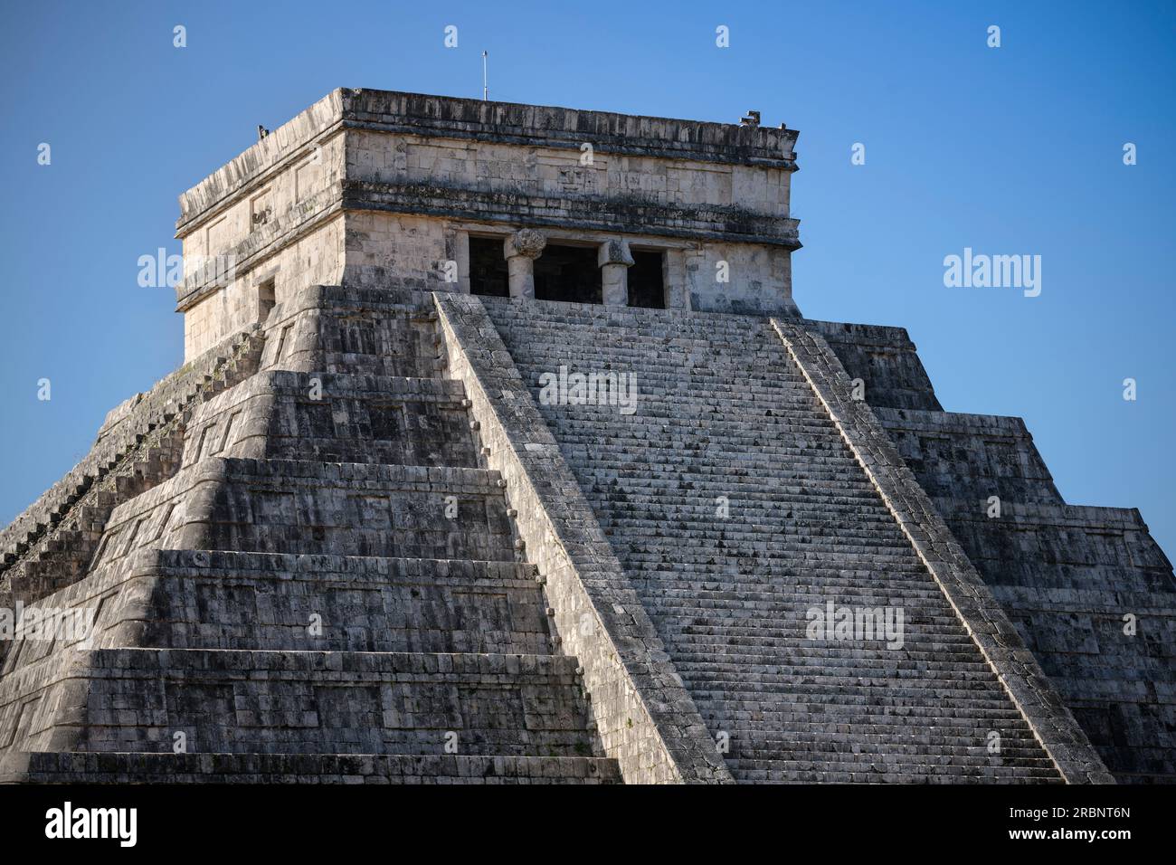 Kukulcán Pyramid (also El Castillo) in the ruined city of Chichén-Itzá ...