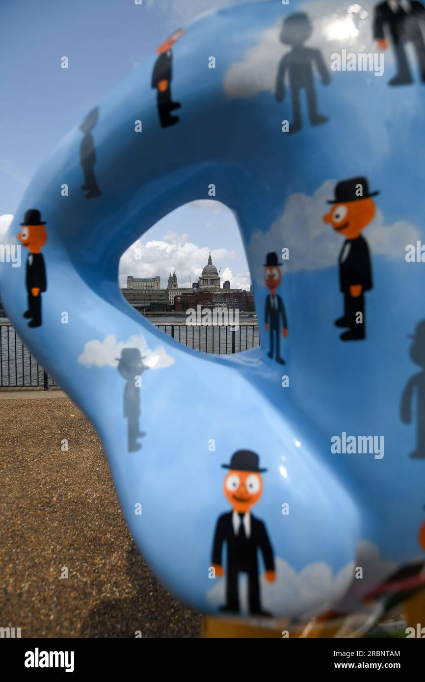 Tony hart morph hi-res stock photography and images - Alamy