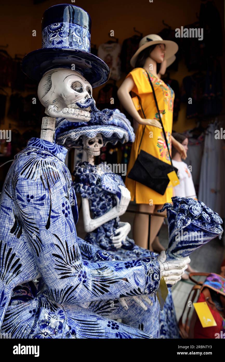 Skull figures made of porcelain in a shop window, Mérida, capital of ...