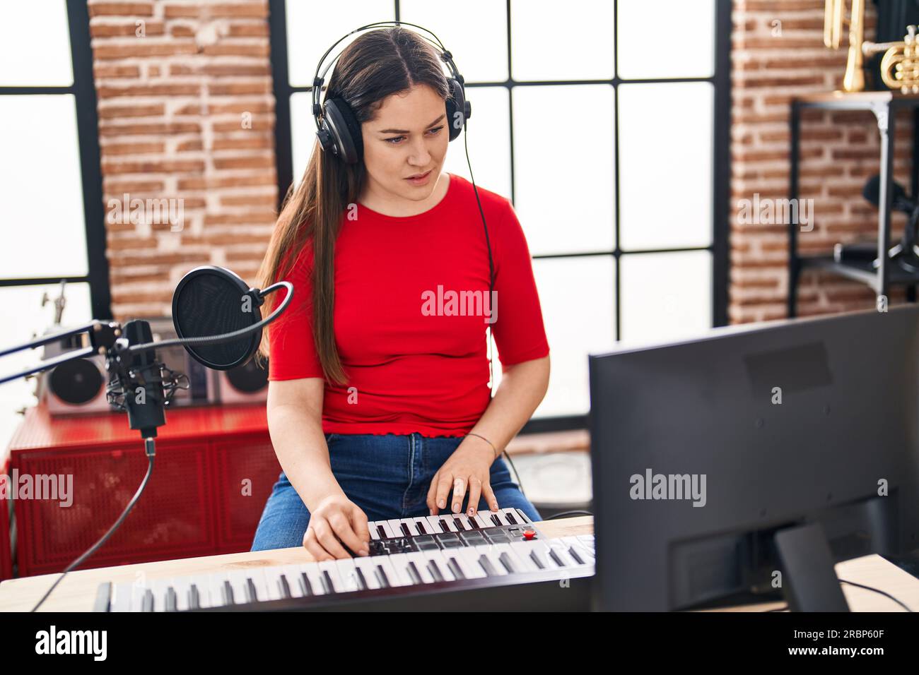 Beautiful dj woman playing music hi-res stock photography and images ...