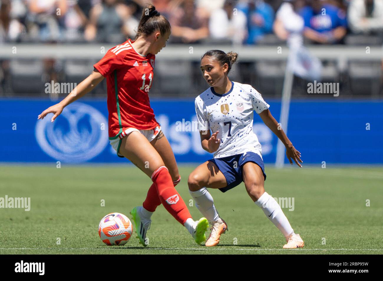 Hannah cain hi-res stock photography and images - Alamy