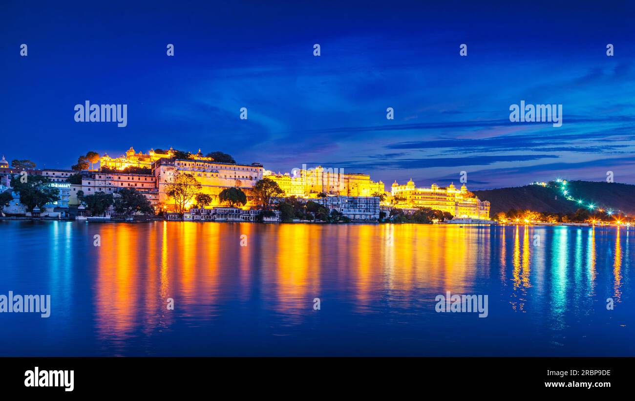 Lake Pichola and Taj Lake Palace at night , Udaipur, Rajasthan, India ...