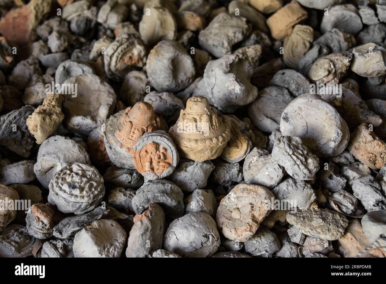 Votive stupa hi-res stock photography and images - Alamy