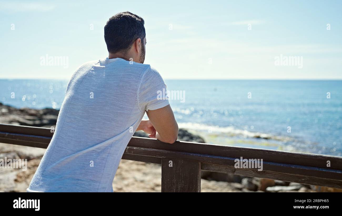 Man leaning on balustrade hi-res stock photography and images - Alamy