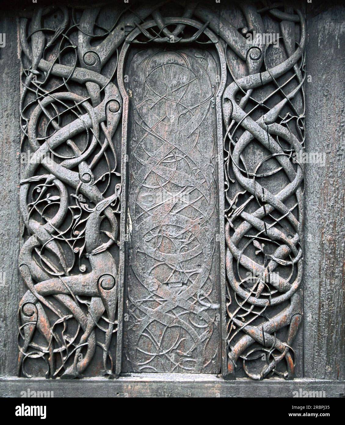 Viking art urnes hi-res stock photography and images - Alamy
