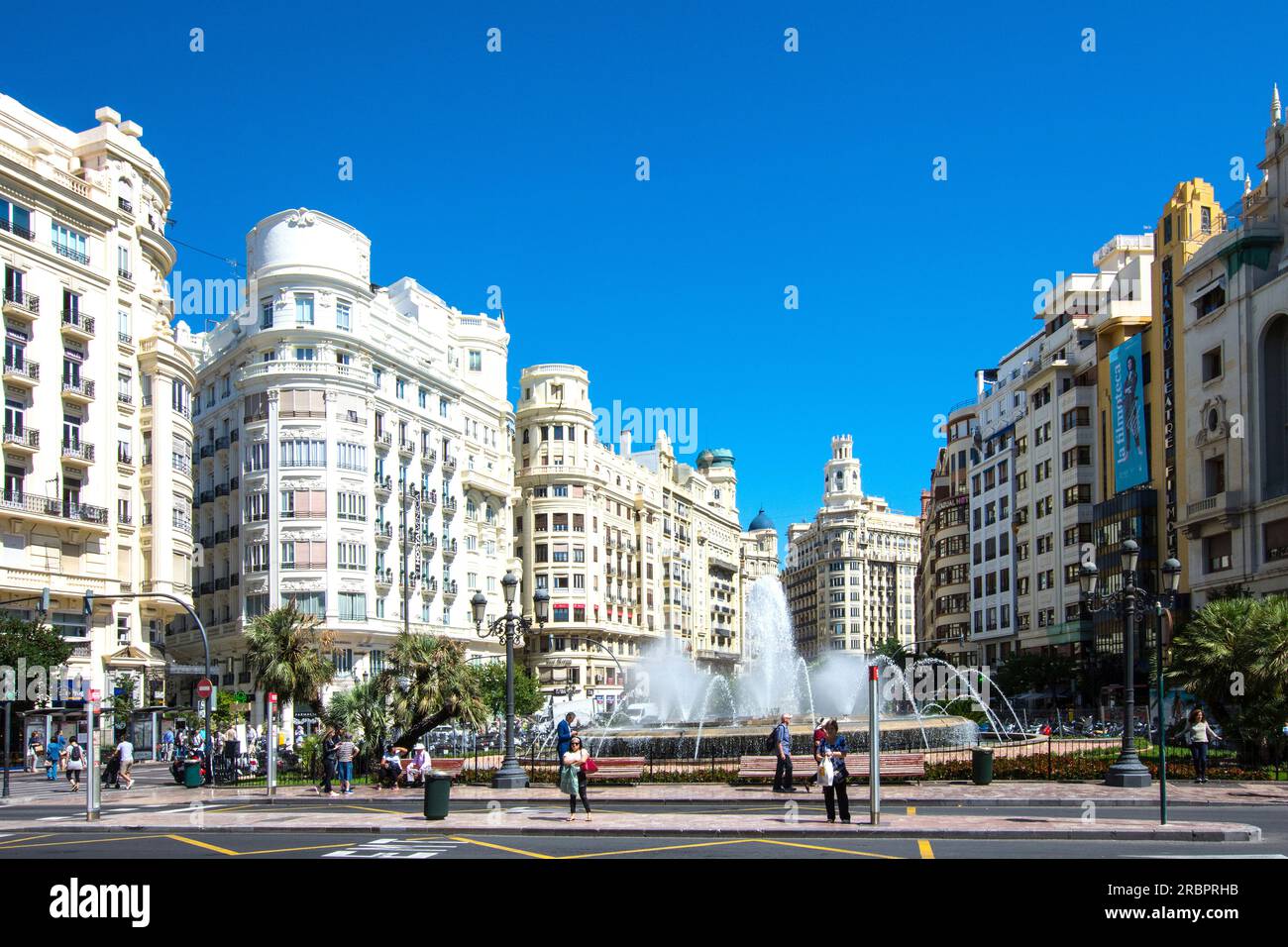 Valencia center hi-res stock photography and images - Alamy