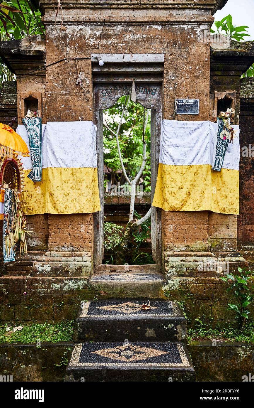 The front door of a family compound in a village in Gianyar Bali ...