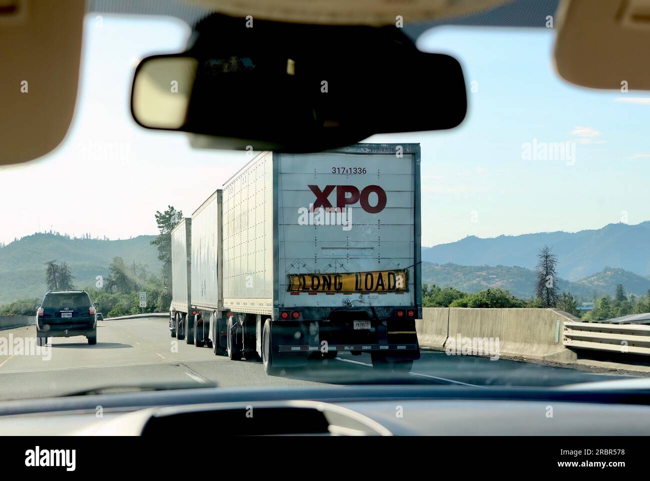 Driving car view from inside hi-res stock photography and images - Alamy