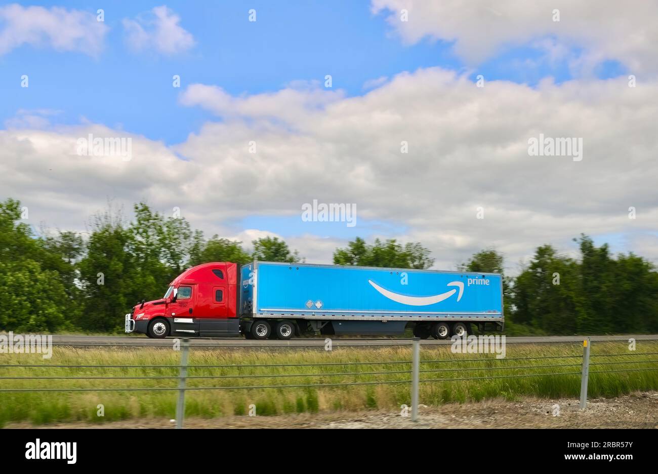 Amazon Prime trailer on a truck driving south on Interstate 5 Oregon ...