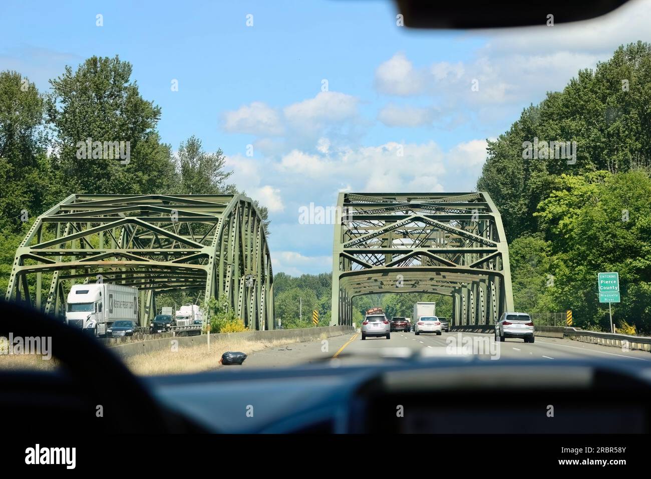 Warren type truss bridges hi-res stock photography and images - Alamy