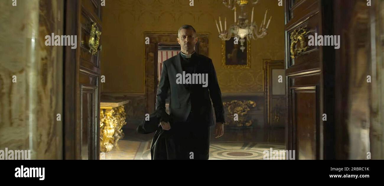 THE MAN FROM ROME, (aka LA PIEL DEL TAMBOR), Richard Armitage, 2022 ...