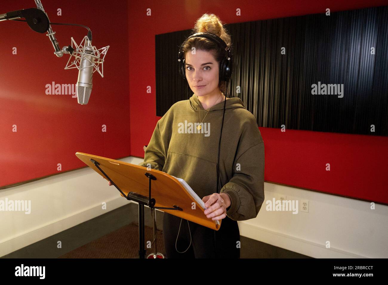 RUBY GILLMAN, TEENAGE KRAKEN, Annie Murphy (voice of Chelsea Van Der ...
