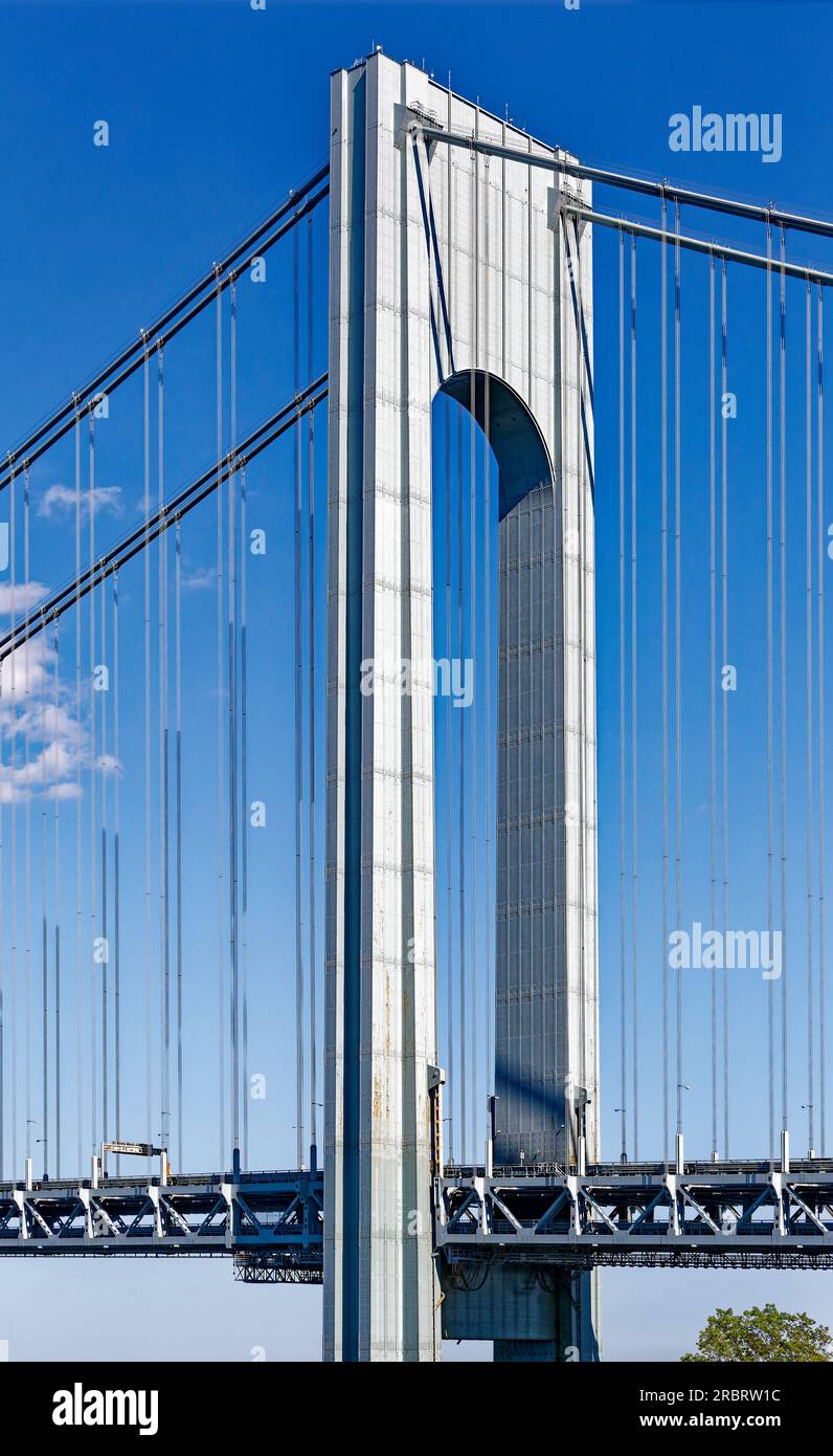 Verrazzano-Narrows Bridge joins NYC’s Brooklyn and Staten Island. The ...