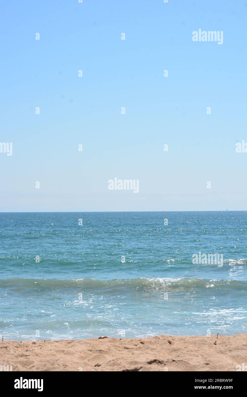 Sunny days at the beach shoreline in Orange County, California Stock ...