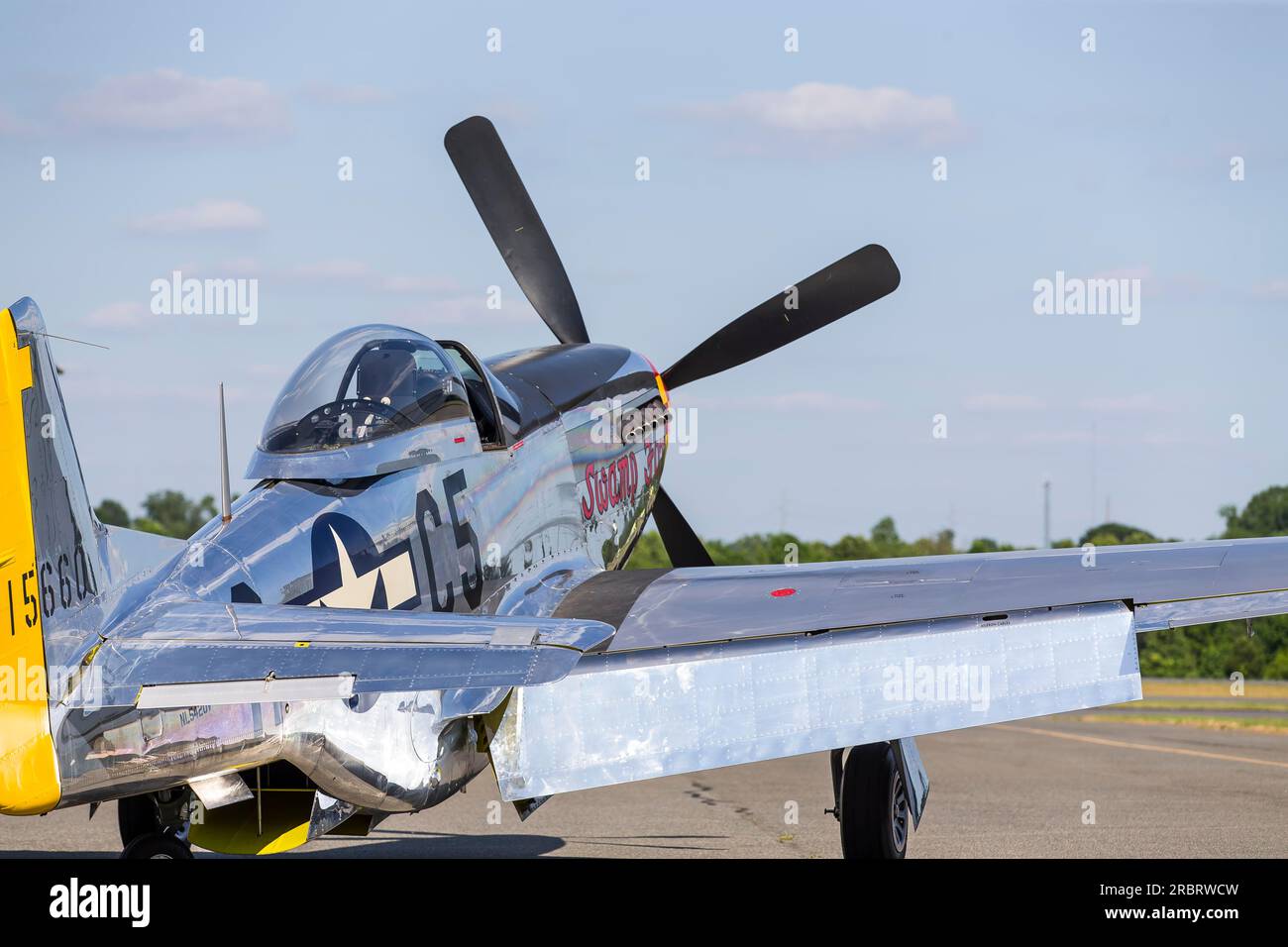 Concord, NC, May 24, 2015: Military aircraft perform a flyover before ...