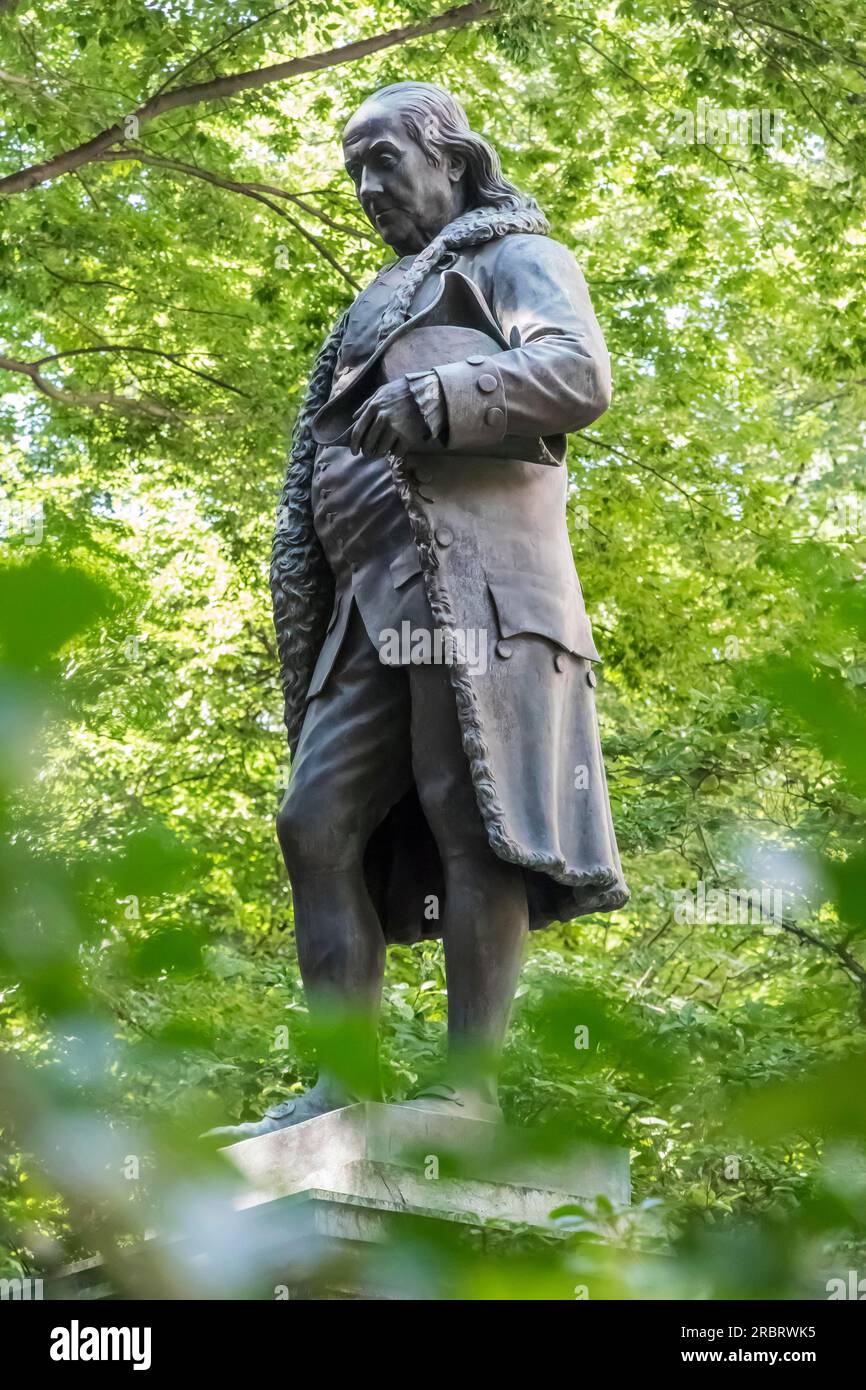 Statue of Benjamin Franklin in Boston, Massachusetts Stock Photo - Alamy