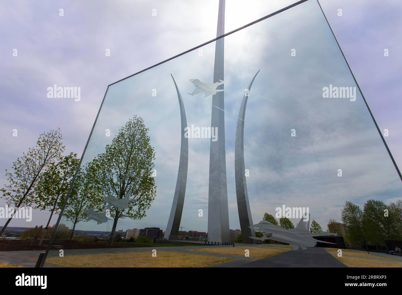 Washington, DC, April 25, 2014: The US Air Force Memorial with three ...