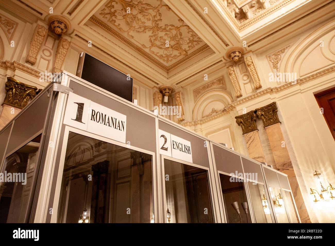 Translation booth conference hi-res stock photography and images - Alamy