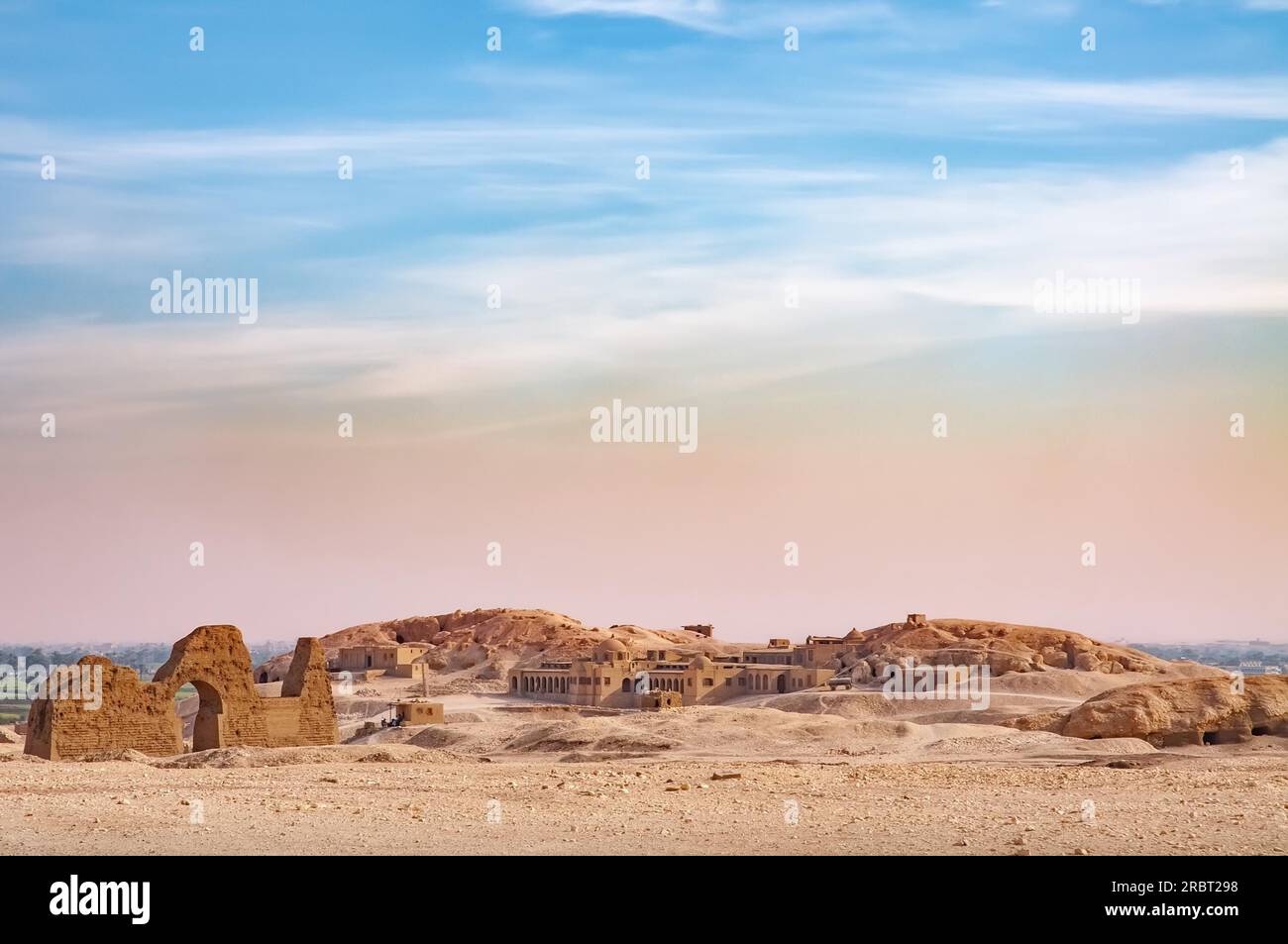 Egypt valley of the kings view hi-res stock photography and images - Alamy