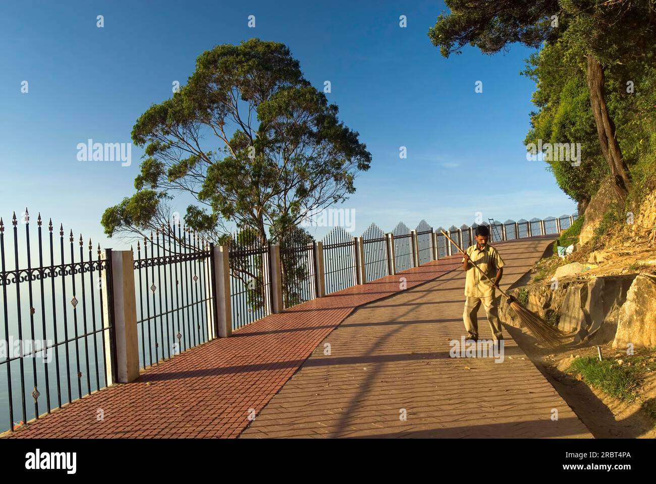 Scenic view from Coakers Walk in Kodaikanal, Tamil Nadu, South India ...