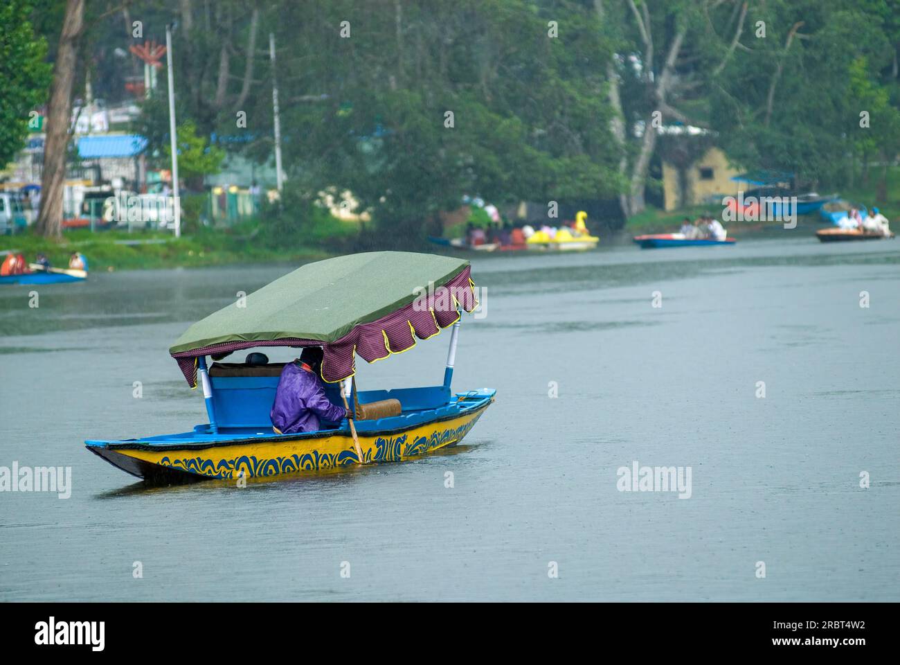 Shikara boat in Kodai Lake at Kodaikanal, Tamil Nadu, South India ...