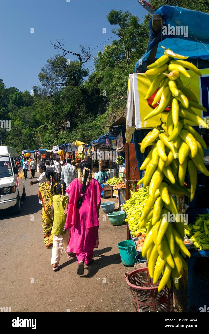 Temporary shops near Silver Cascade at Kodaikanal, Tamil Nadu, South ...