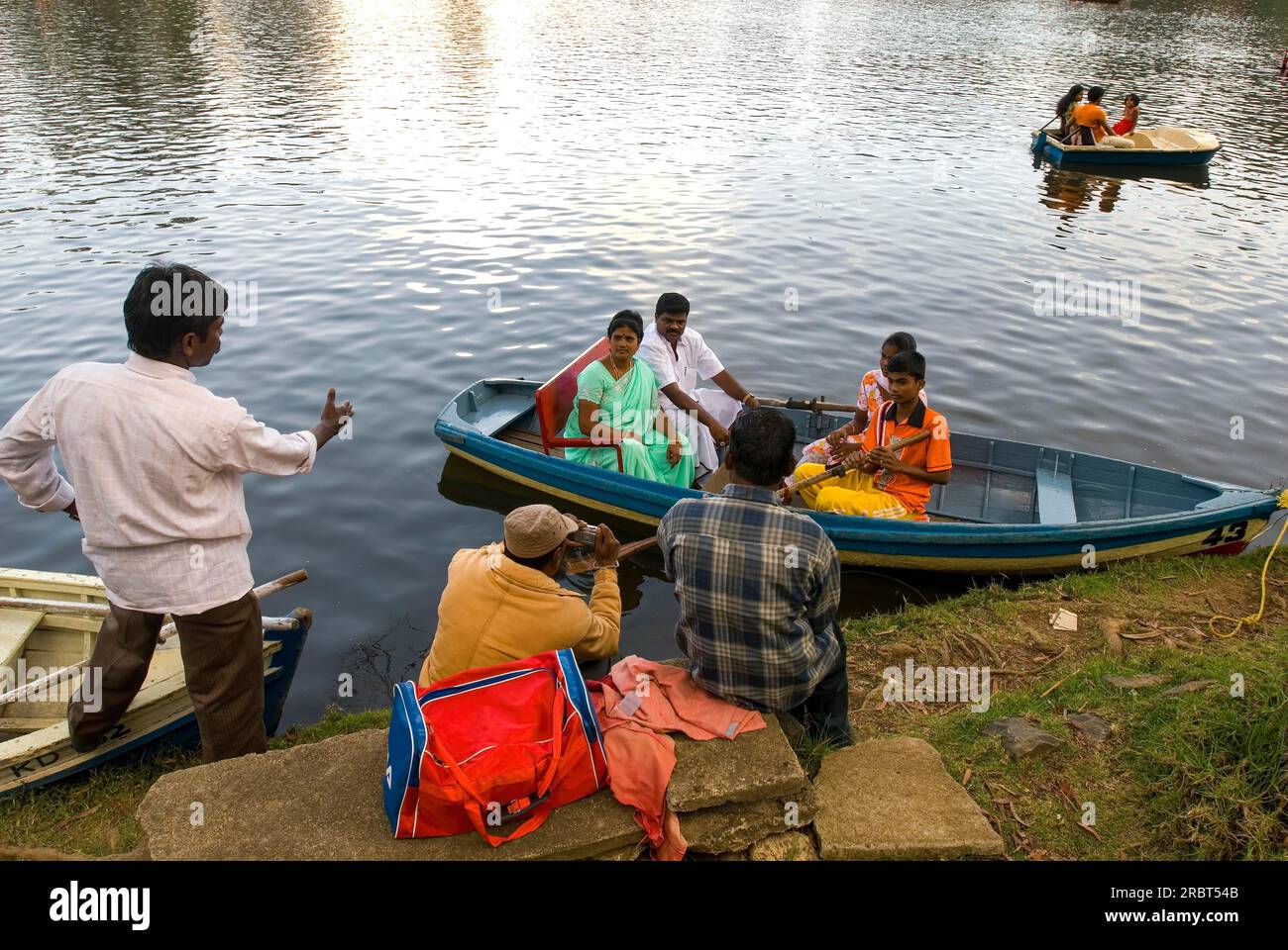 Boating photographs hi-res stock photography and images - Alamy
