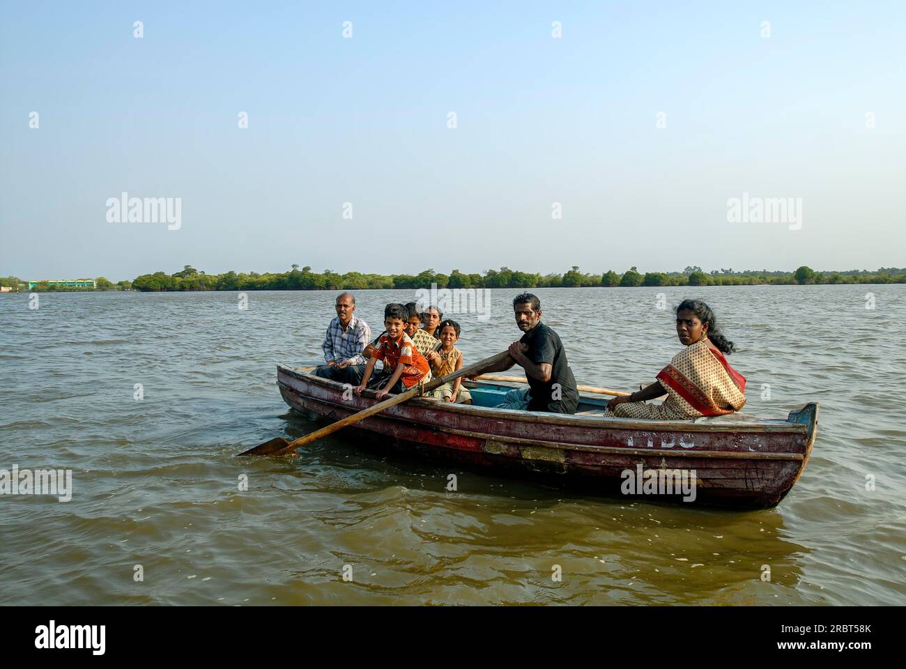 Tourists enjoying boating in backwater at Pichavaram mangrove forest ...