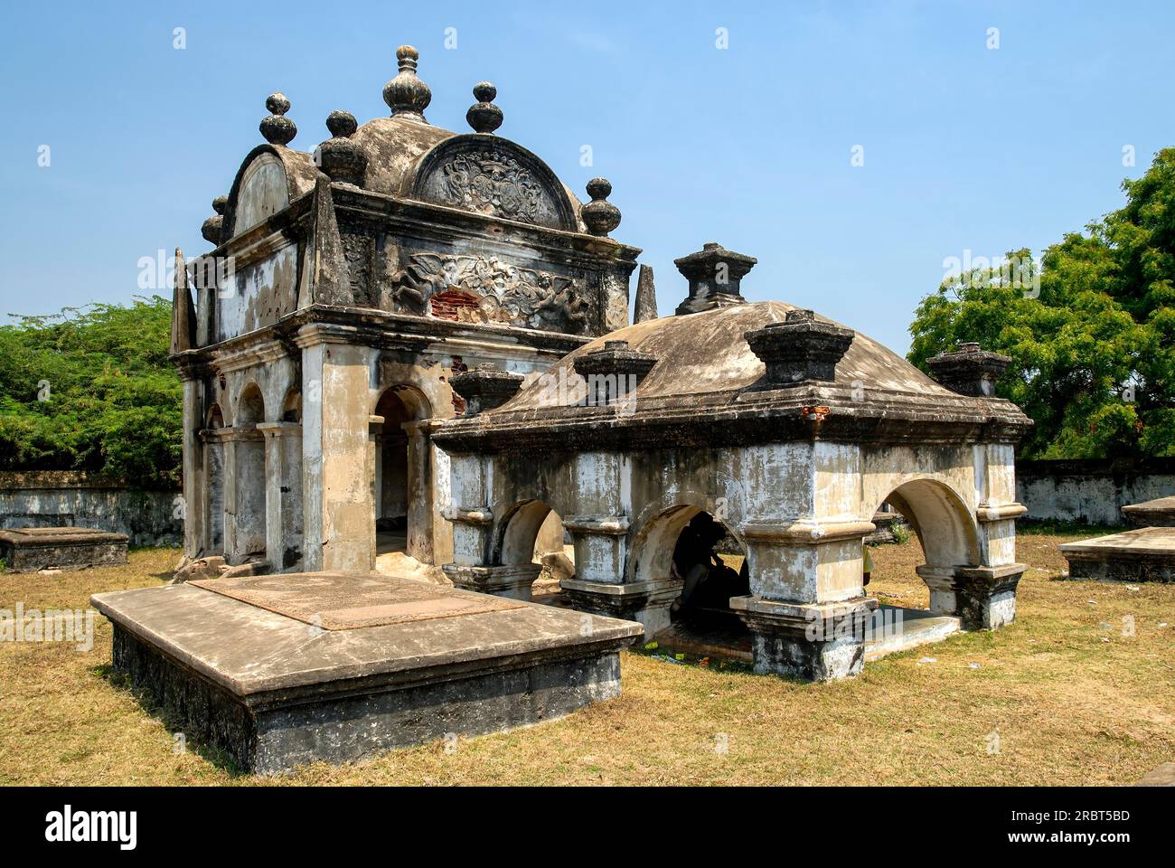Dutch mausoleum cemetery at Pulicat Pazhaverkadu, Tamil Nadu, South ...