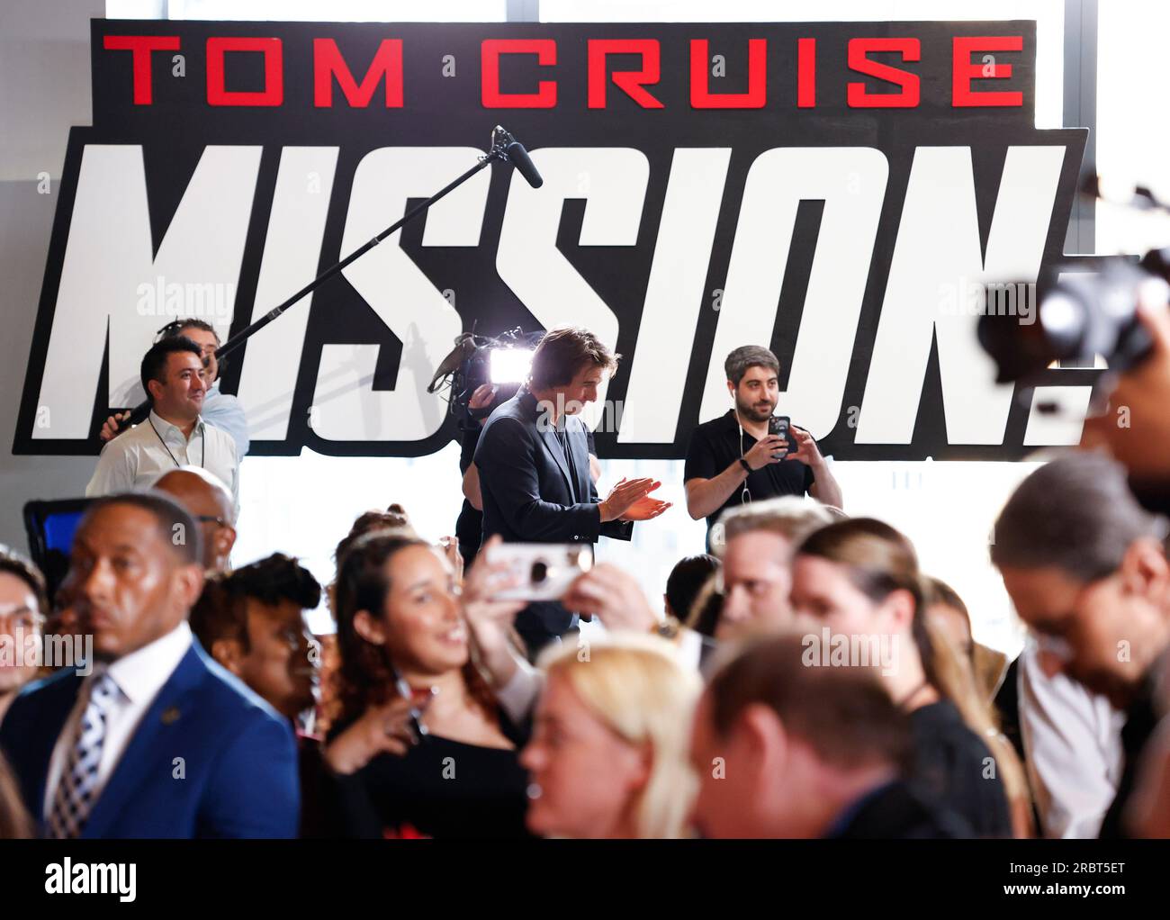 New York, United States. 10th July, 2023. Tom Cruise arrives on the red ...