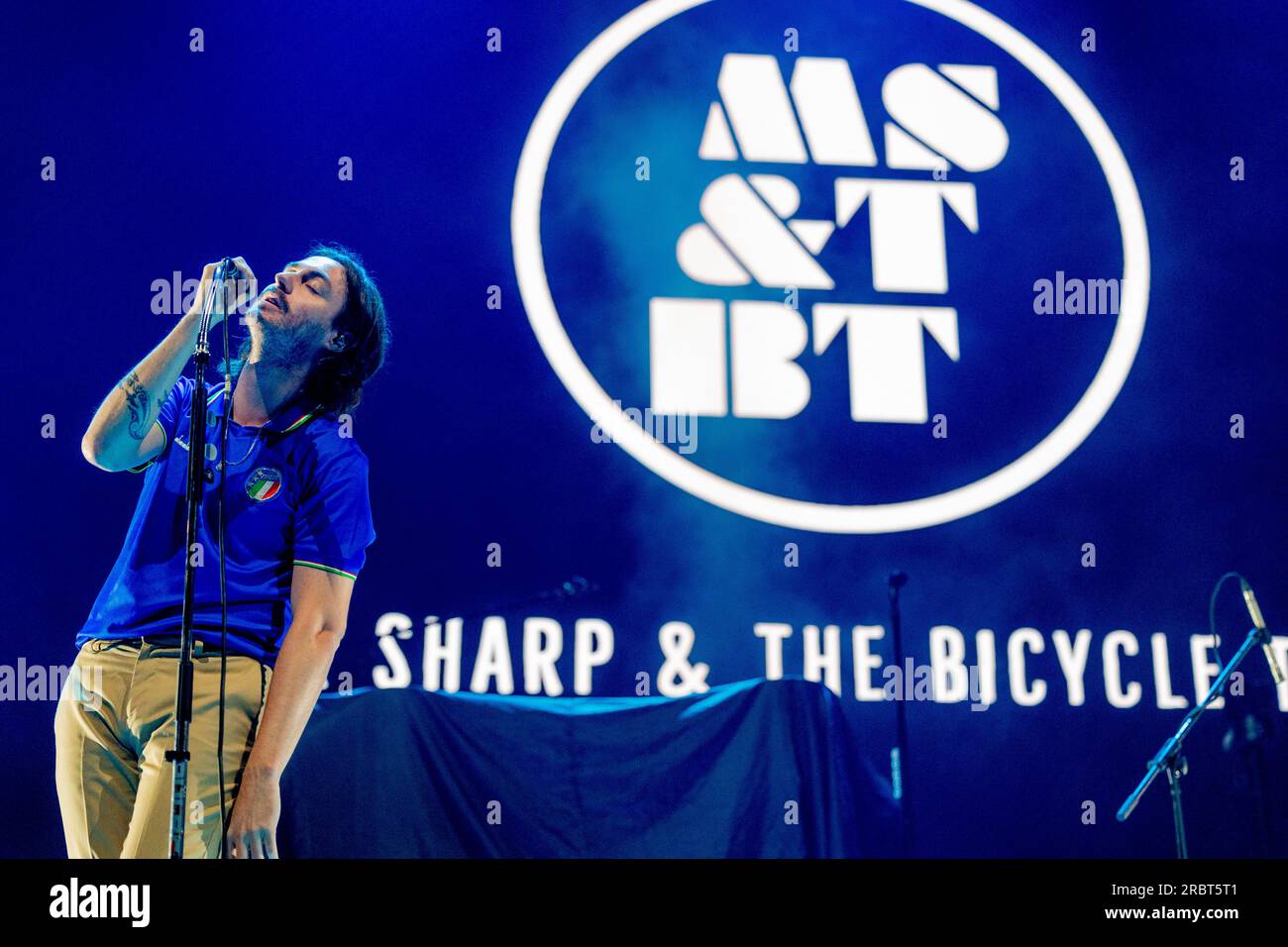 Mark sharp singer hi-res stock photography and images - Alamy