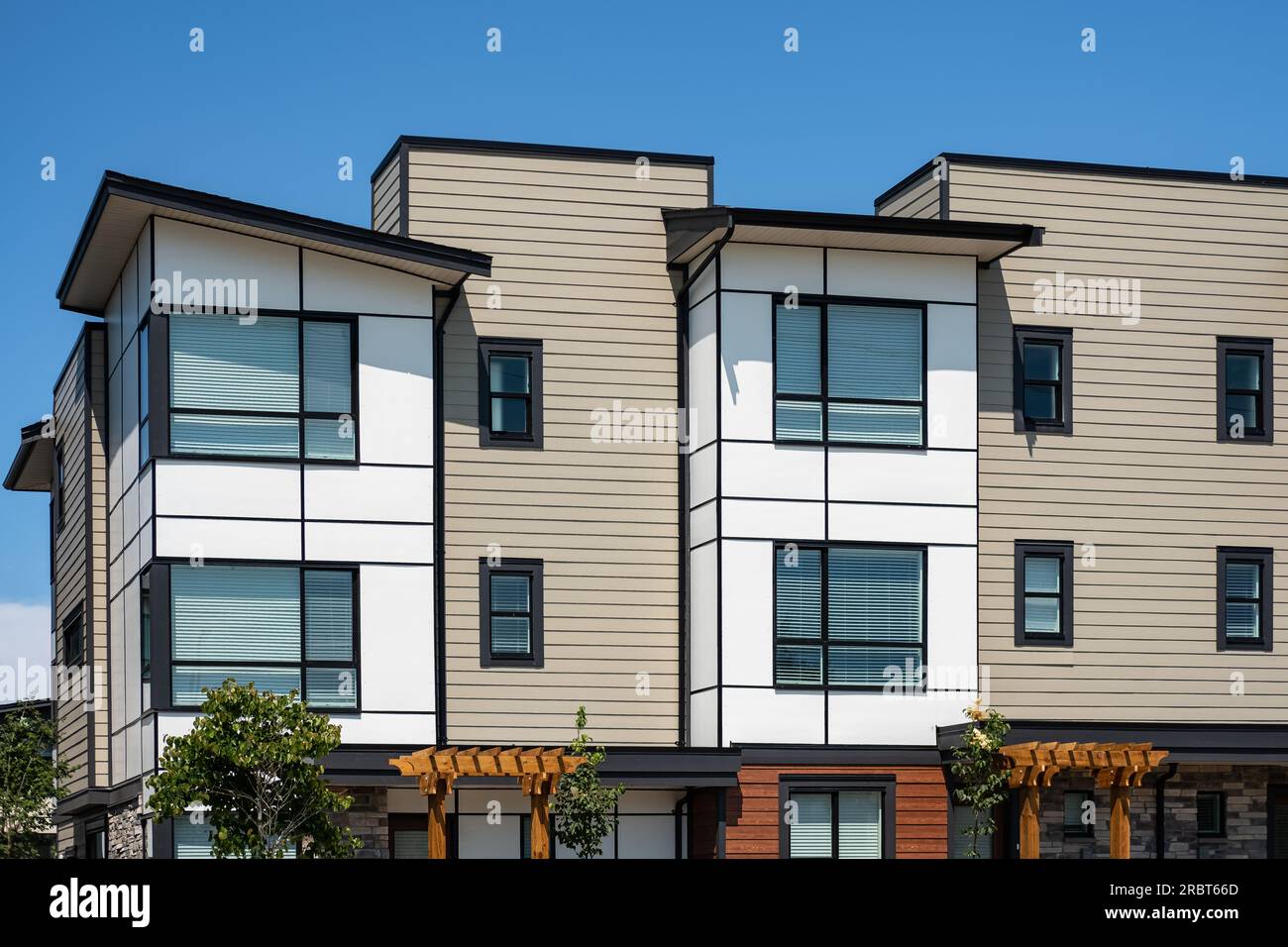 New residential townhouses. Modern apartment buildings in Surrey Canada ...
