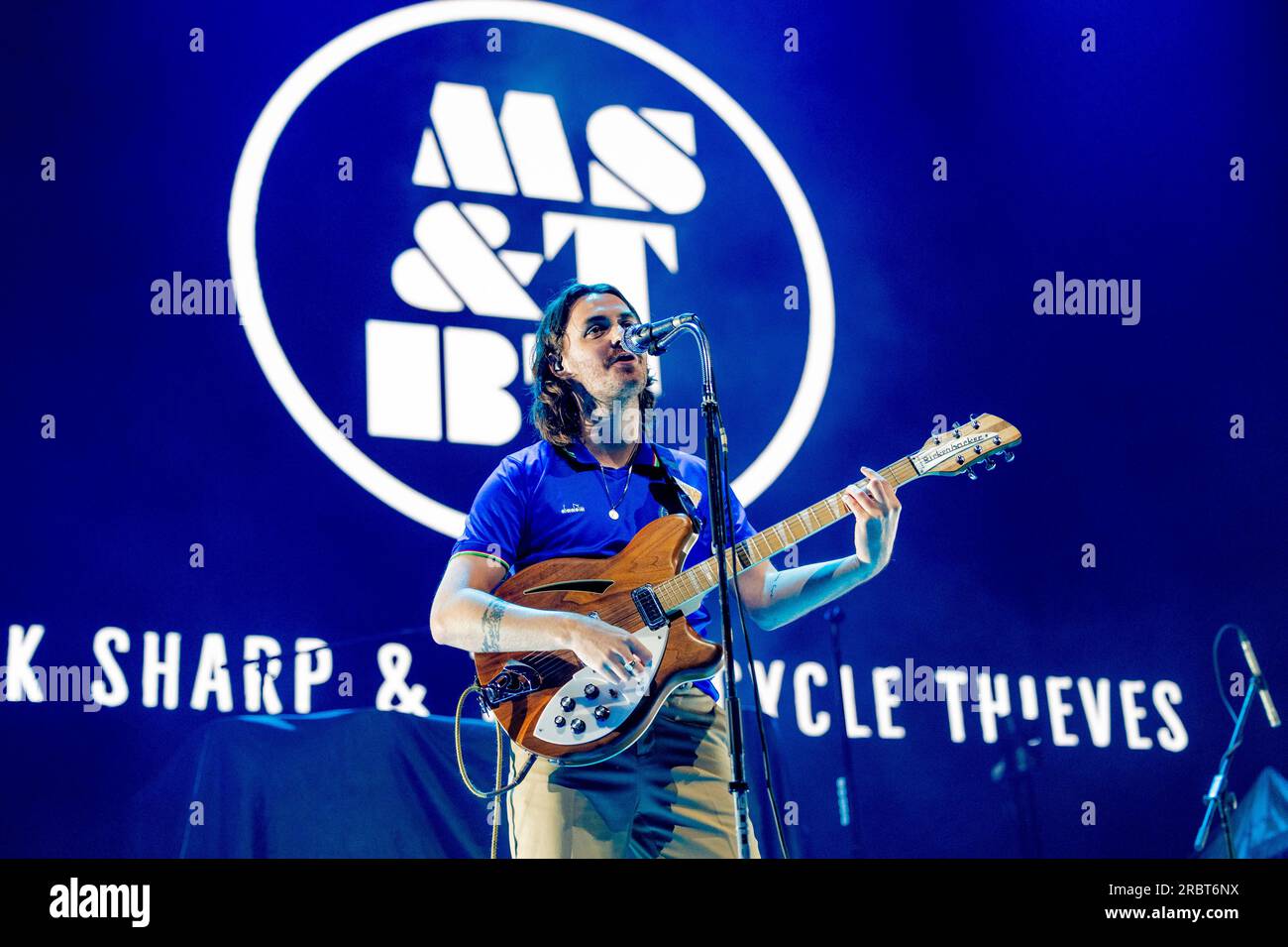 Mark sharp singer hi-res stock photography and images - Alamy