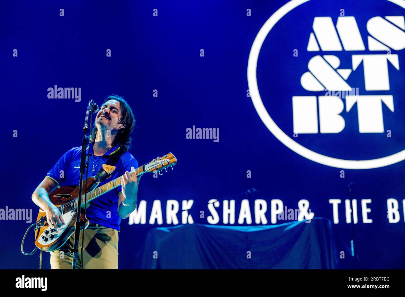 Mark sharp singer hi-res stock photography and images - Alamy