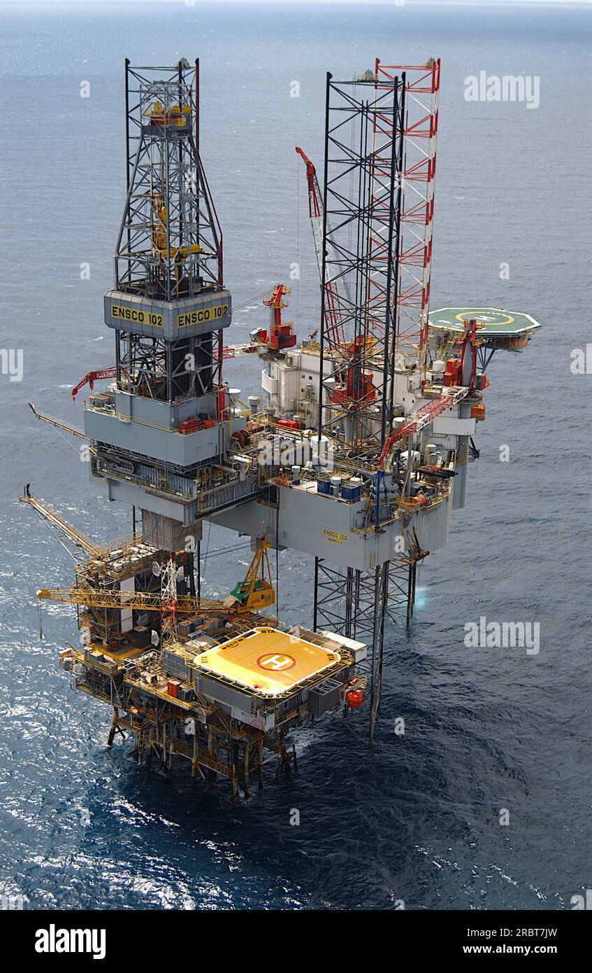 John drills hi-res stock photography and images - Alamy