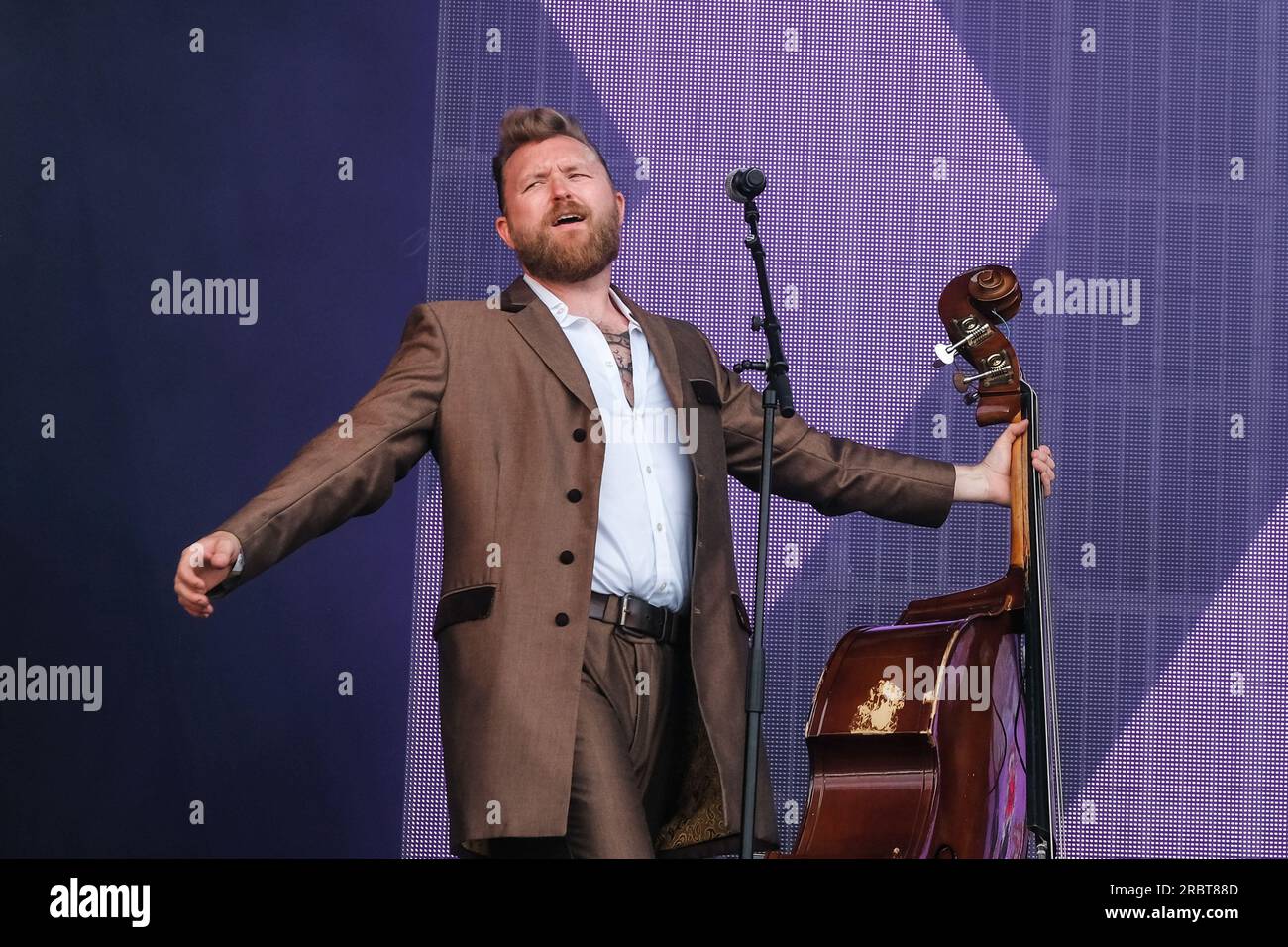 Southampton, UK. 08th July, 2023. Frankie Riedel, English double bass ...
