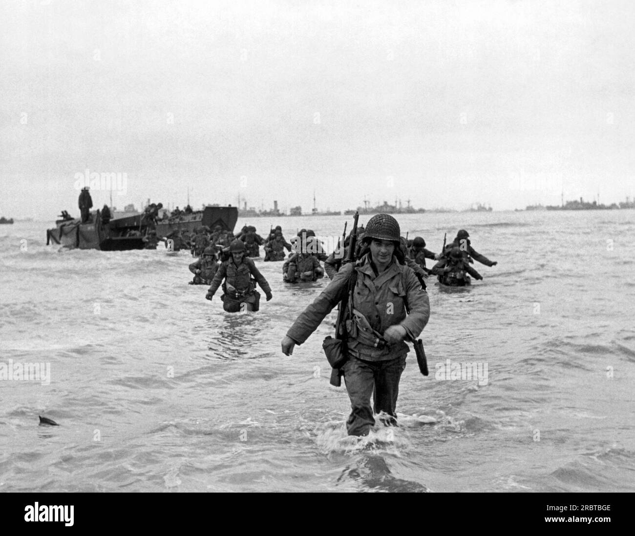 Battle for normandy 1944 Black and White Stock Photos & Images - Alamy