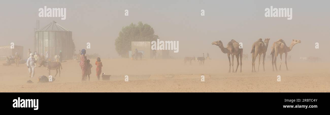 Chadian village hi-res stock photography and images - Alamy