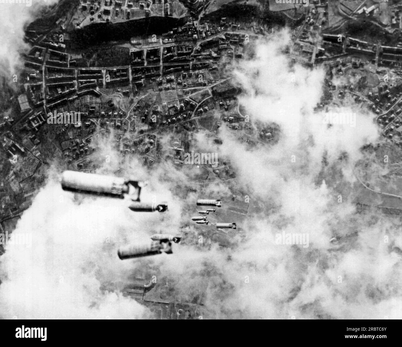 8th air force hi-res stock photography and images - Alamy