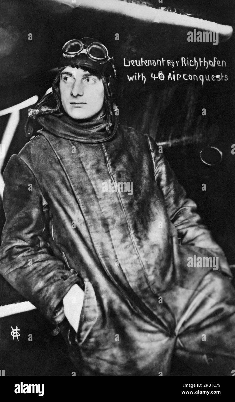Germany: c. 1917 A portrait of Lt. Manfred von Richthofen, the German ...