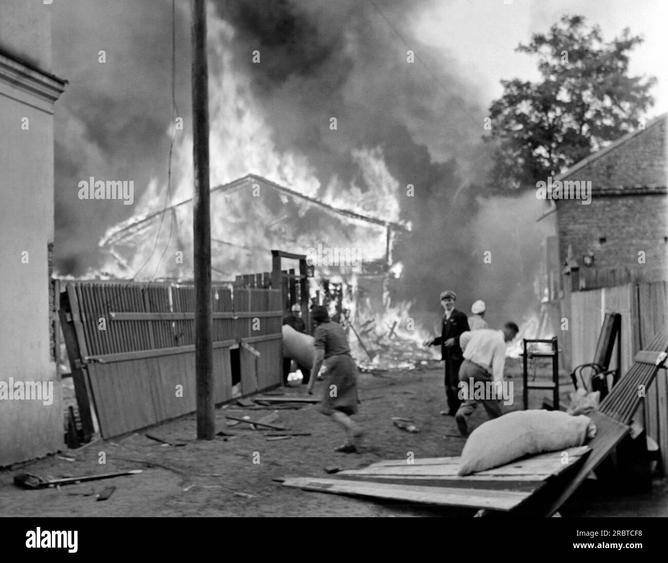 Warsaw after the invasion of poland hi-res stock photography and images ...