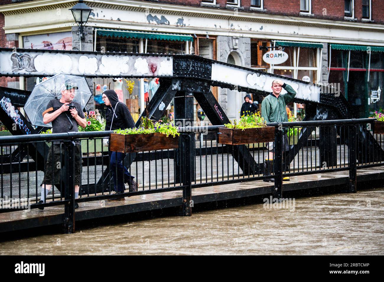 Vermont, New England, USA. 10th July, 2023. Shocked onlookers watch as ...