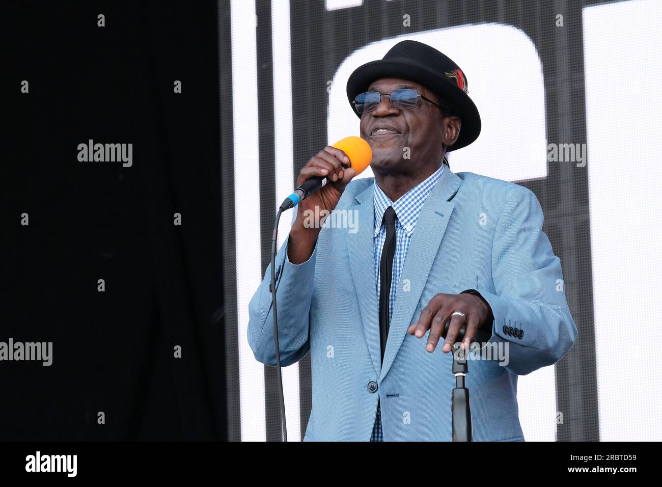 Lets rock 1980s retro revival festival hi-res stock photography and ...