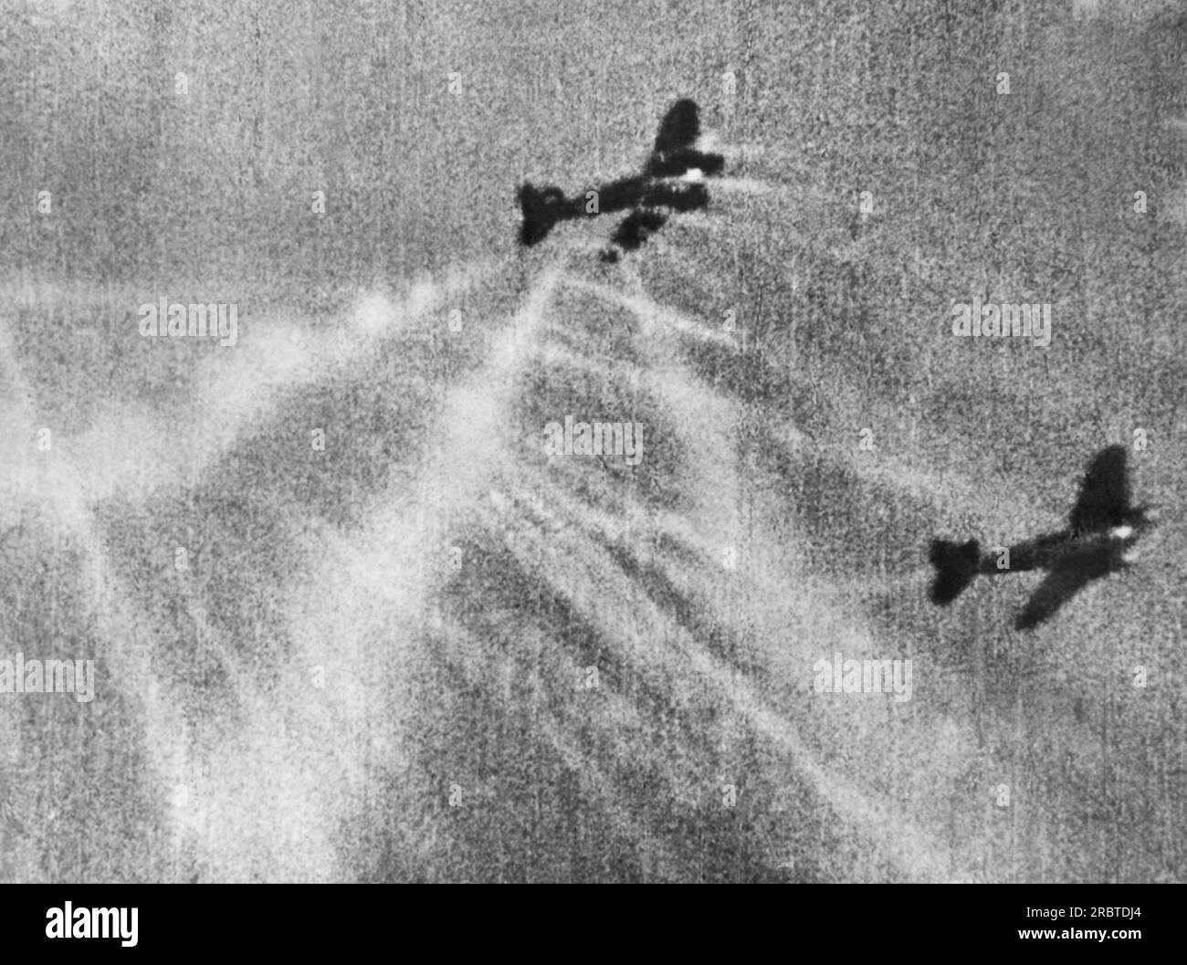 London, England: January 22, 1941 A German Heinkel bomber caught ...