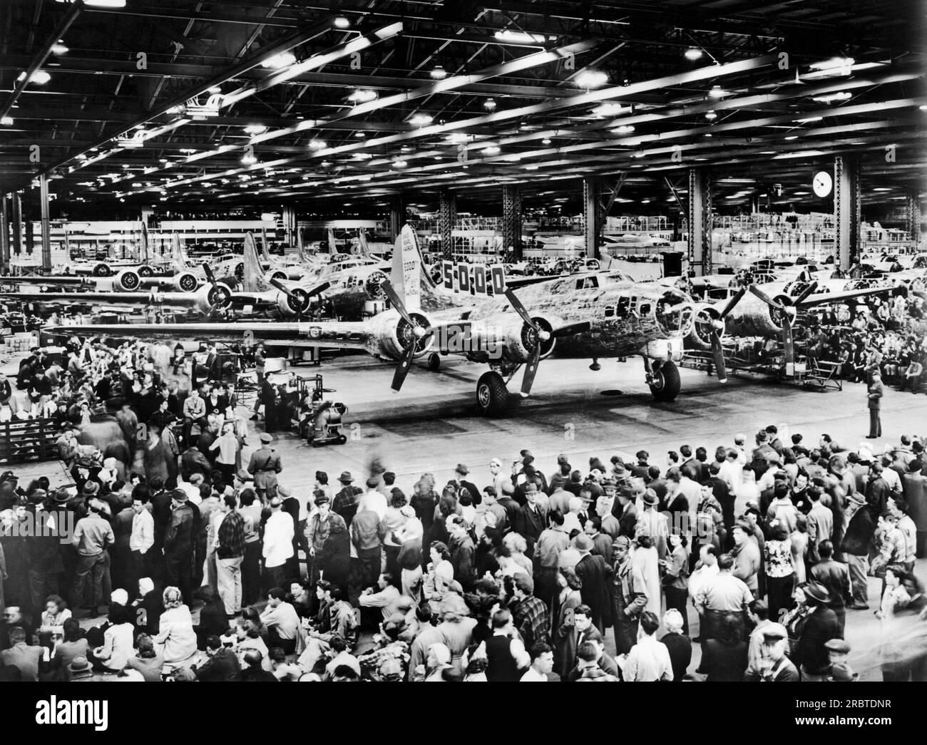 Seattle, Washington: May, 1944. The workers celebrate the 5,000th ...