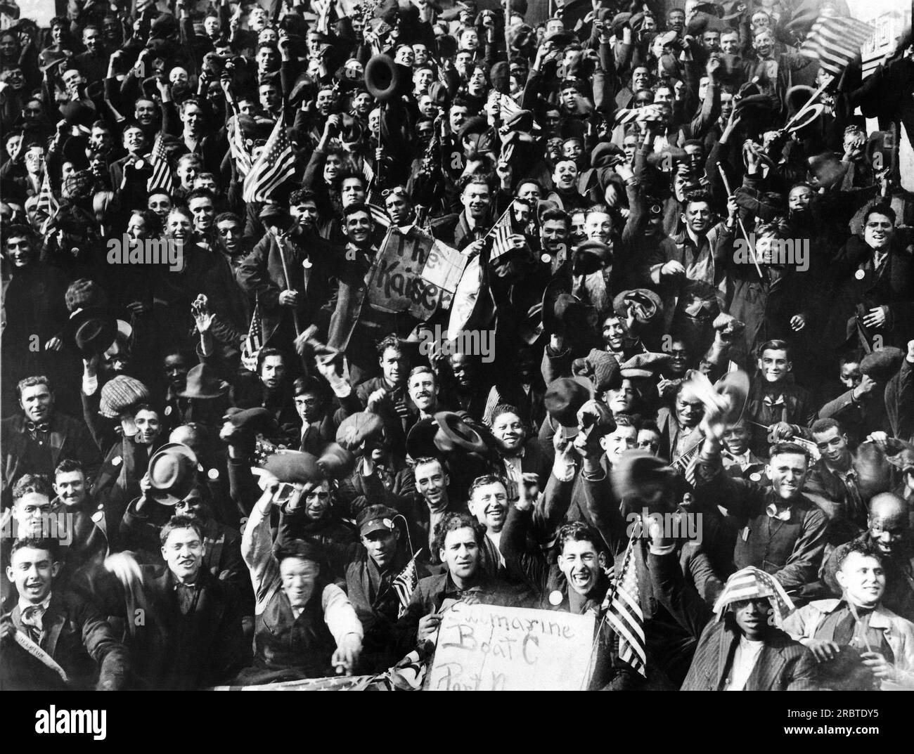 Armistice celebration 1918 Black and White Stock Photos & Images - Alamy