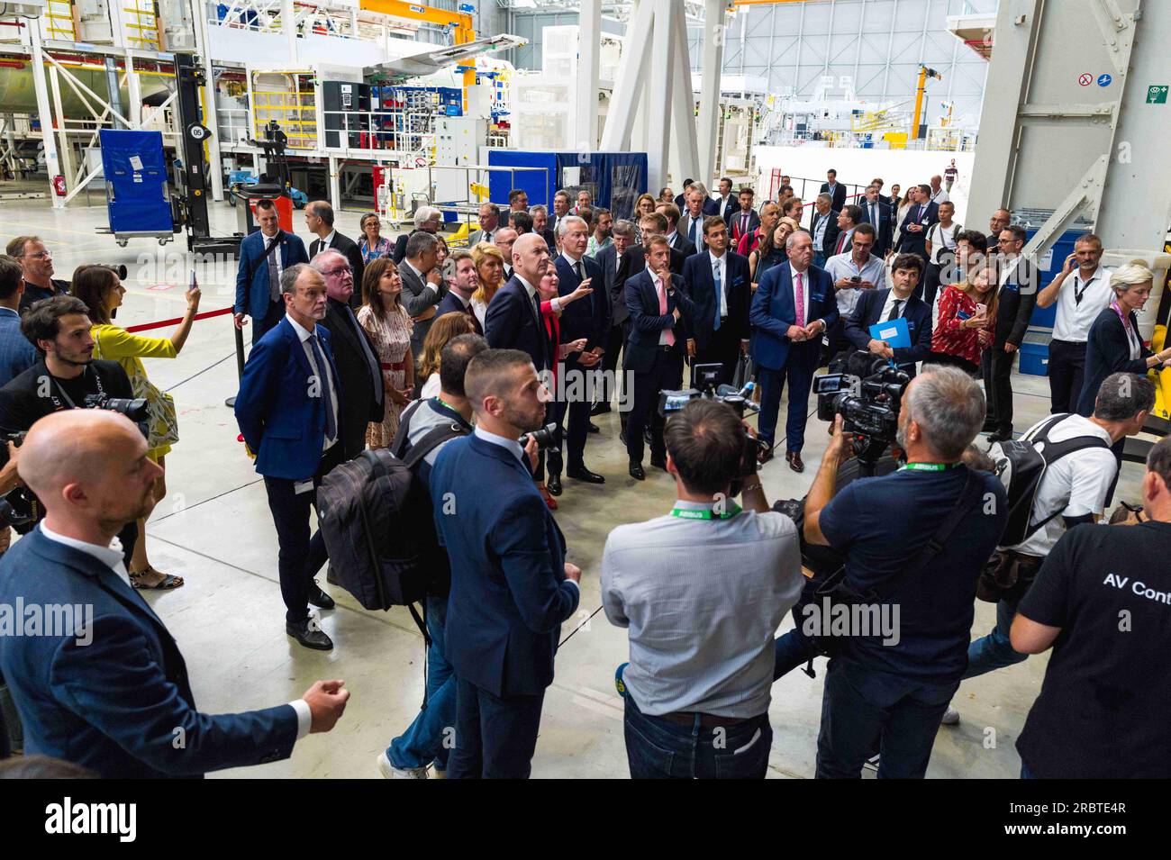 New A320/A321 Family final assembly line (FAL) presented to ministers ...