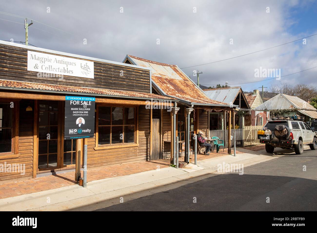 Sofala NSW, gold mining town in regional NSW, antiques and collectables ...