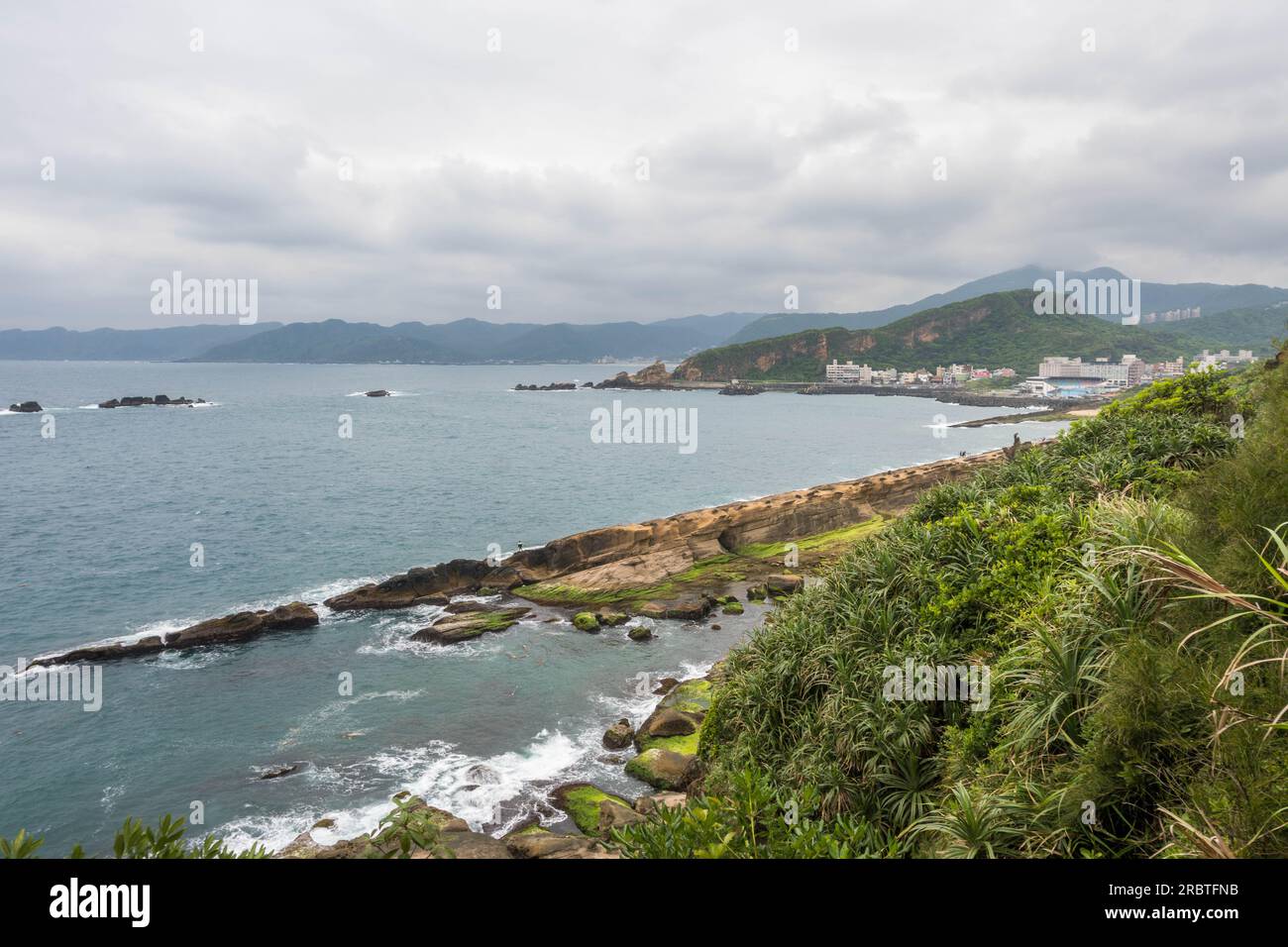Tofu Rock formations in Yehliu Geopark, Taipei, Taiwan Stock Photo - Alamy